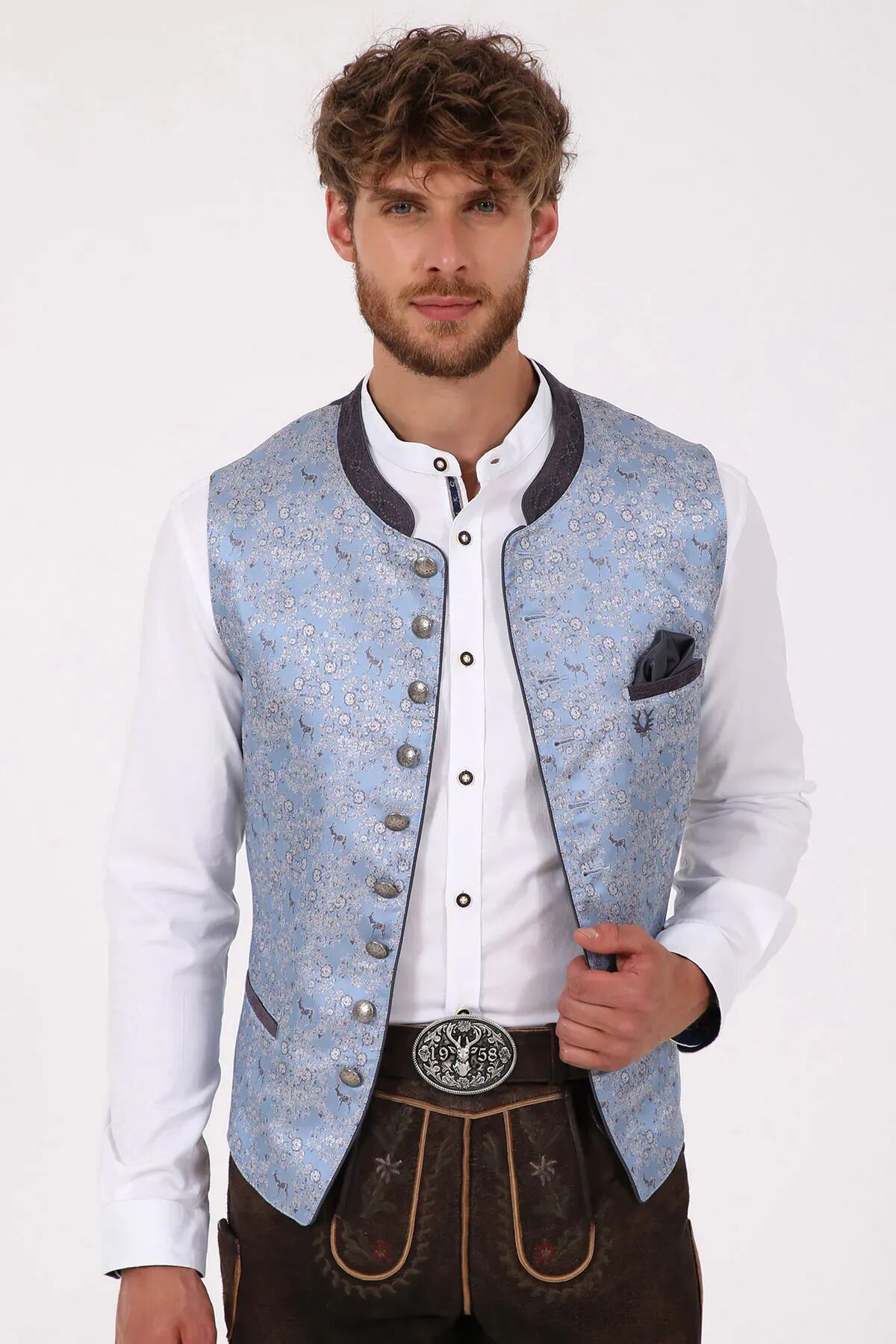 Trachtenmode Herren - edle Trachten in einer Vielfalt die begeistert!